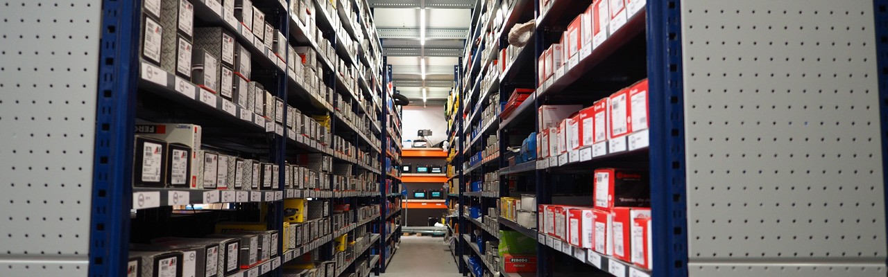 Assortiment van APC Auto Parts Center Rotterdam